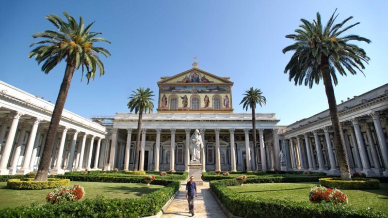 Rome: Papal Basilicas Walking Tour on the Holy Jubilee Path - Who Should Consider This Tour