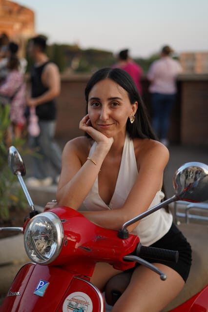 Rome: Photography services by Vespa with Aperol Spritz - FAQs