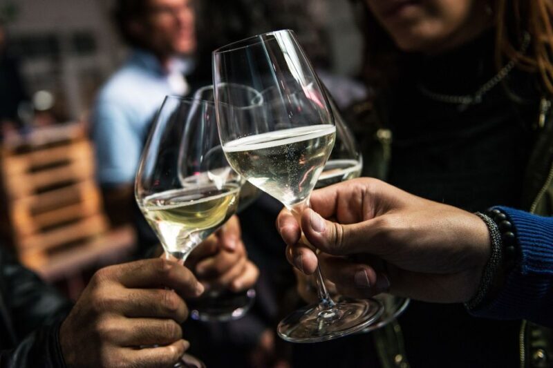 Rome: Piazzas and Fountains Sunset Tour with Aperitivo - Final Thoughts: Who Is This Tour Best For?