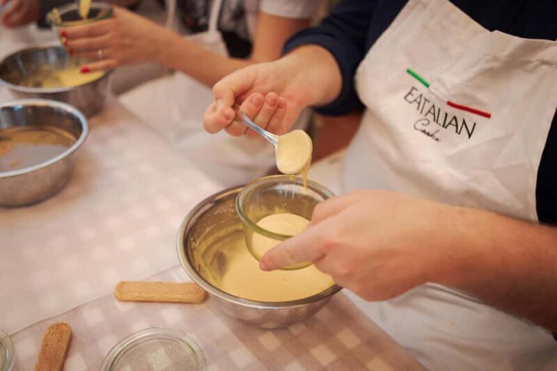 Rome: Pizza and Tiramisu Cooking Class in Piazza Navona - Key Points