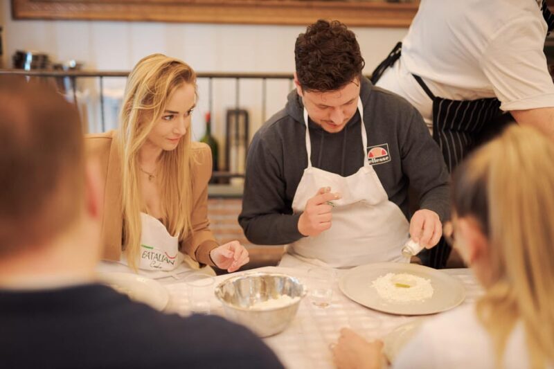 Rome: Pizza Cooking Class in Piazza Navona with Drinks - Authenticity and Reviewer Insights