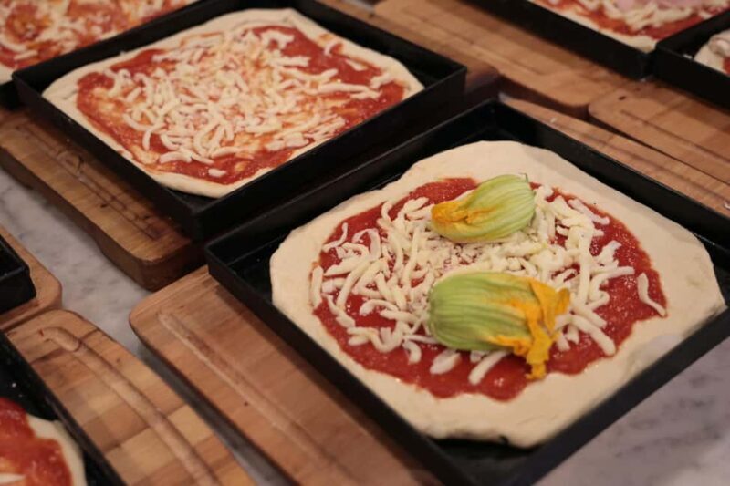 Rome: Pizza & Tiramisu Cooking Class with Meal and Drink - Detailed Breakdown of the Experience