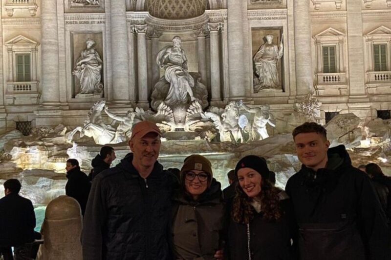Rome : Private custom walking tour with a local guide - FAQ