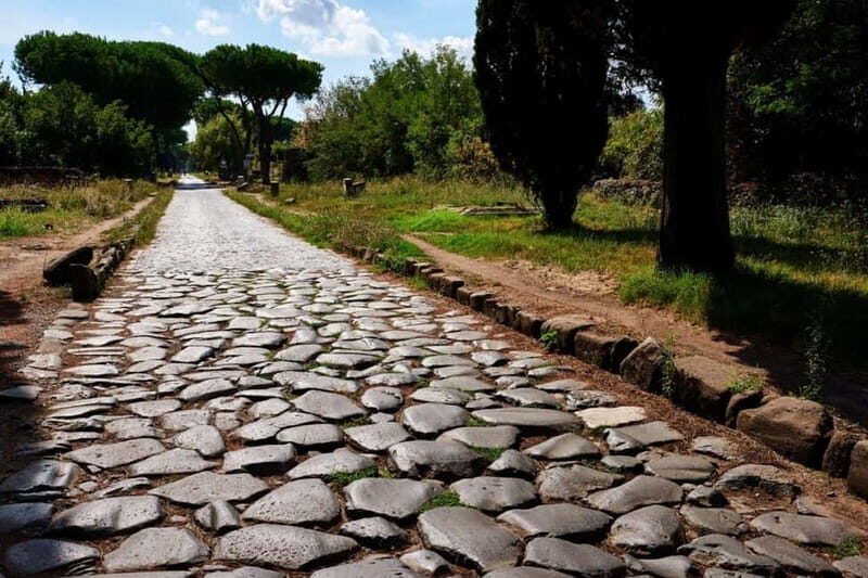 Rome private golf cart tour with hotel pick up - Key Points