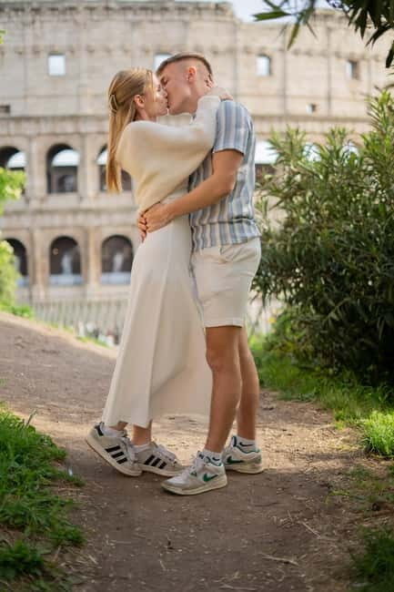Rome: Private photoshoot at the Trevi Fountain Golden Hour - Why the Early Sunrise Is the Best Time
