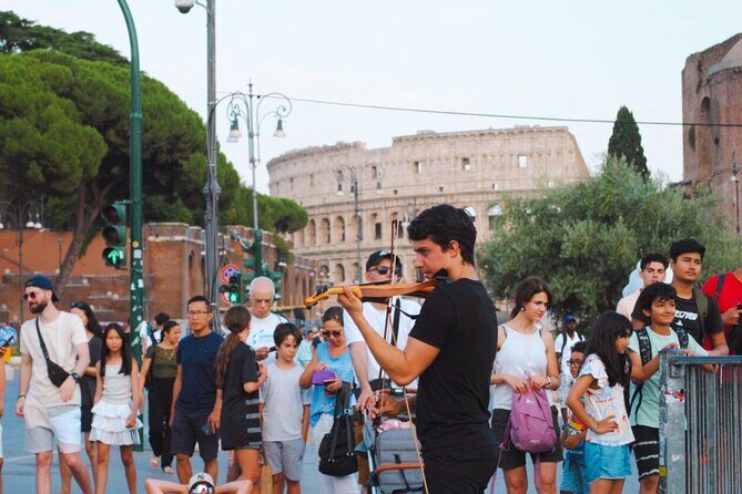 Rome Private Photoshoot: Colosseum & Trevi Photo Walk - Key Points
