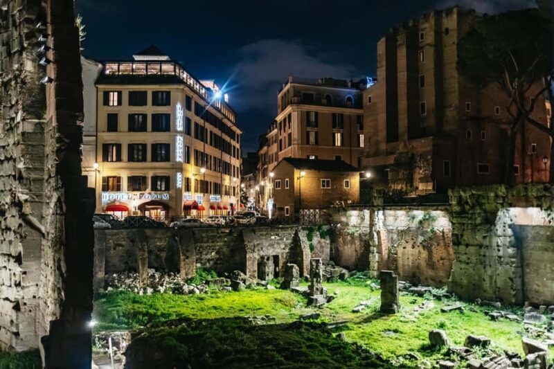 Rome: Small-Group City Highlights Moonlight Walking Tour - Authentic Voices: What Travelers Say