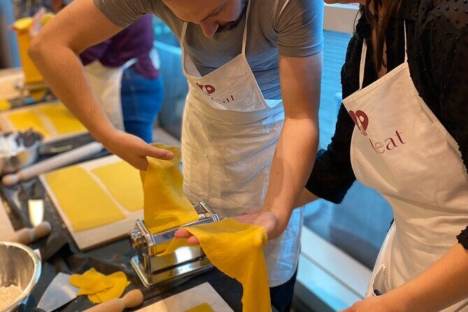 Rome Small Group Pasta Making Class with Wine and Italian Chef - The Experience in Detail