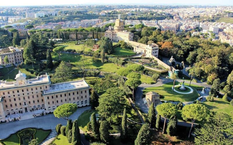 Rome: St.Peter's Basilica Entrance & App Audio option Dome - Exploring the Basilica: What to Expect