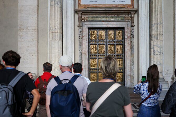 Rome: St. Peter's Basilica, La Pietà, Papal Tombs and Dome - FAQs