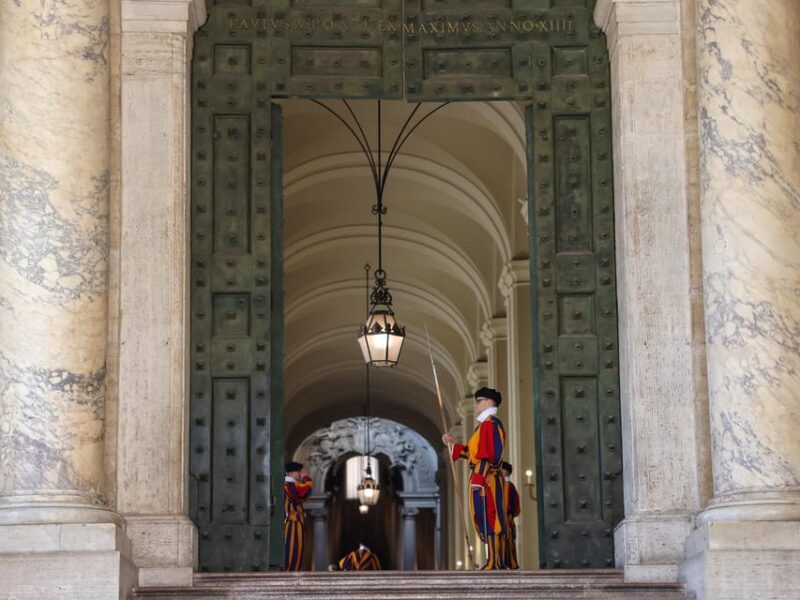 Rome: St. Peter's Basilica, La Pietà, Papal Tombs and Dome - Practical Tips for Future Visitors