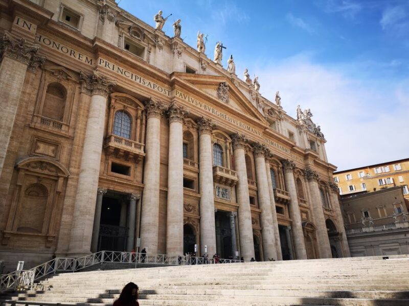 Rome: St. Peter's Basilica with Dome access Guided Tour - The Guided Walkaround in St. Peter’s Square