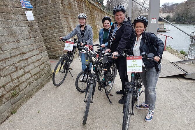 Rome Tiber cycle path: Electric & Muscle Rental Bike - FAQ