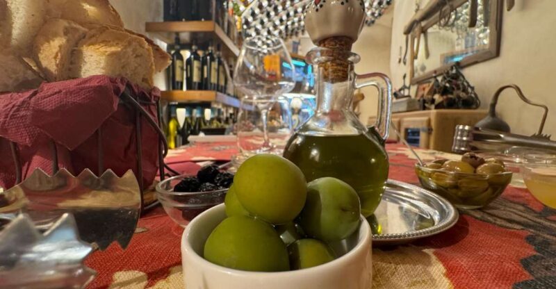 Rome: Traditional Food Tasting & Wine Pairing in Trastevere - An In-Depth Look at the Experience