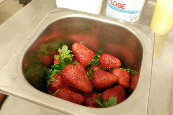 Rome Trastevere: Tiramisù & Gelato Class with Savoiardo Baking - An In-Depth Look at the Rome Tiramisù & Gelato Class