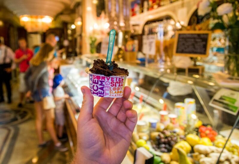 Rome: Trevi Fountain, Spanish Steps & Pantheon Walking Tour - Thorough Breakdown of the Itinerary