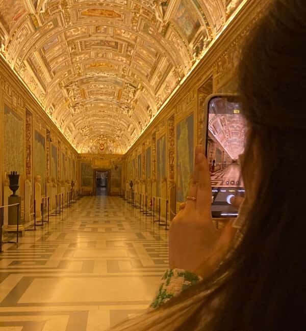 Rome: Ultimate Vatican Experience With Tickets and Breakfast - The Experience in Detail