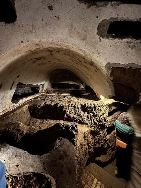 Rome Underground : Crypts and Catacomb tours with Transfers - FAQ