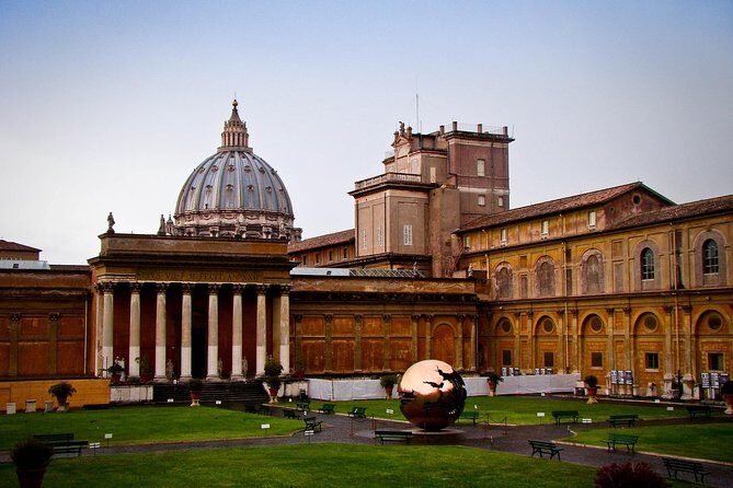 Rome: Vatican Early Bird Morning VIP tour - Key Points