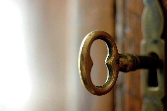 Rome: Vatican Museums and Gardens Private Tour - Pick up included - Key Points