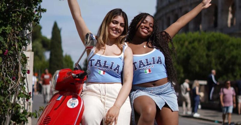 Rome: Vespa Tour with Photo services SmallGroup Highlights - Key Points