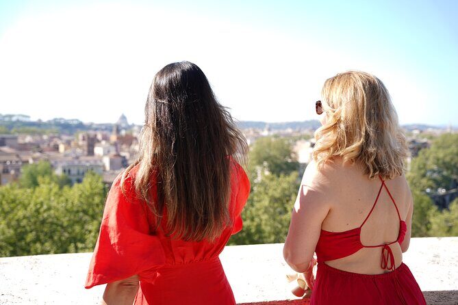 Rome: Vespa Tour with Photographer and Tiramisu treat - The Photographer: Capturing Your Rome Moments