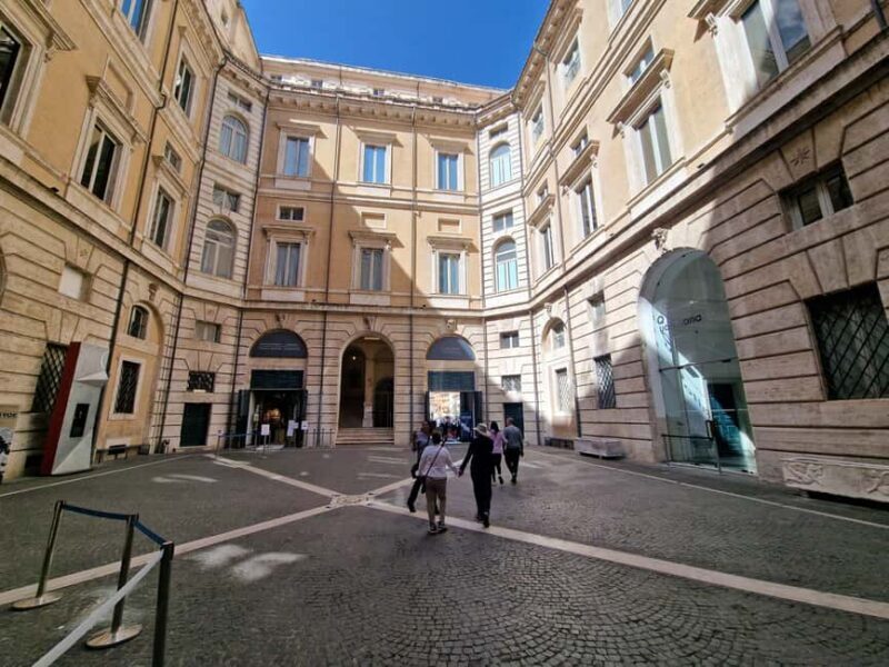 Rome: Walking Tour of World War 2 in Rome - Exploring Rome’s WWII Past: An In-Depth Look