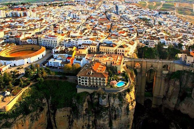 Ronda Historical Walking Tour with Bullring Entrance - Key Points