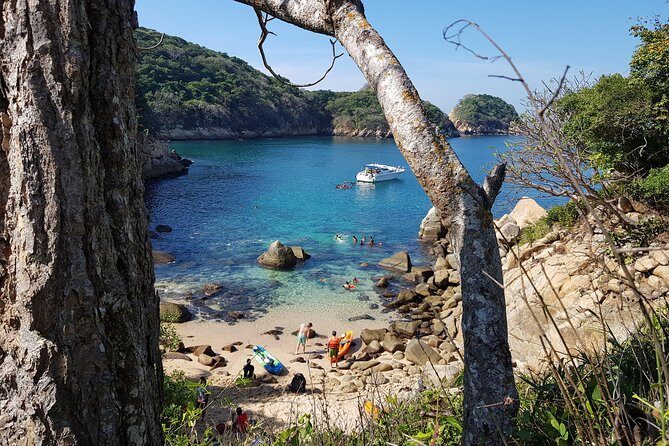 Roqueta Island: Hike, Snorkel & Beach Escape with Lunch + Drink - Practical Tips for the Day