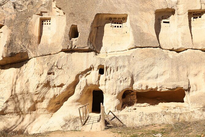 Rose and Red Valley Hiking Tour - Who Will Love This Tour?