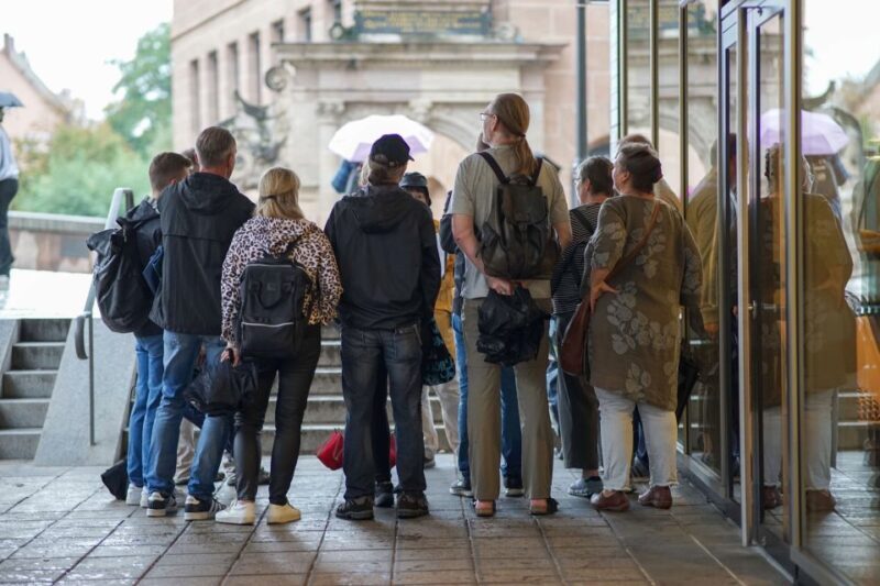 "Rotes Bier" and "Blaue Zipfel". A historical-culinary walk - Who Will Love This Tour?
