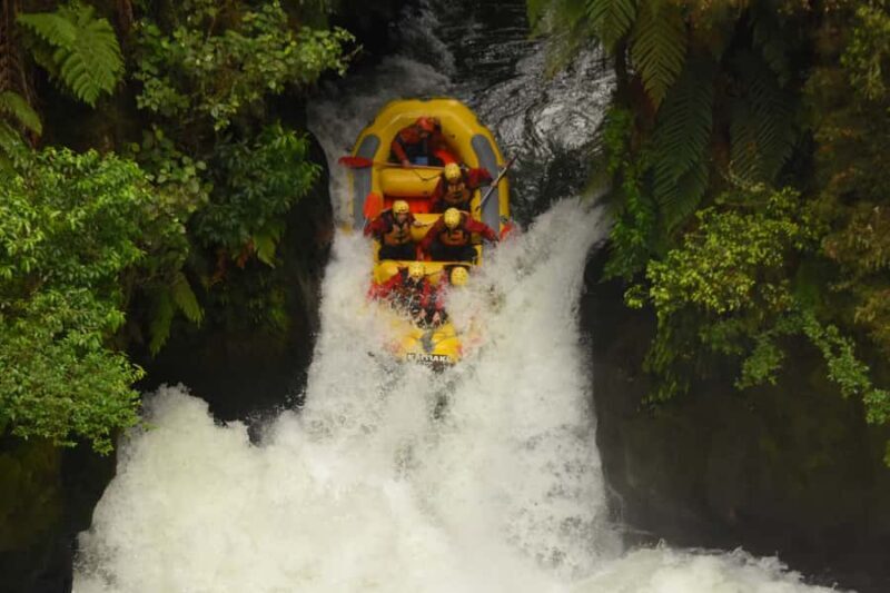 Rotorua: Kaituna Rafting & Mt. Tarawera Guided Hike Combo - An Authentic Blend of Adventure and Culture