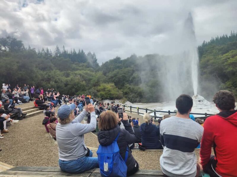 Rotorua & Taupo DayTour Waiotapu & Huka Falls from Auckland - An In-Depth Look at the Tour Experience