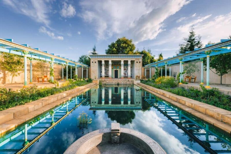 Rotorua: to Auckland via WaiOTapu, Taupo & Hamilton Gardens - Who Should Consider This Tour?