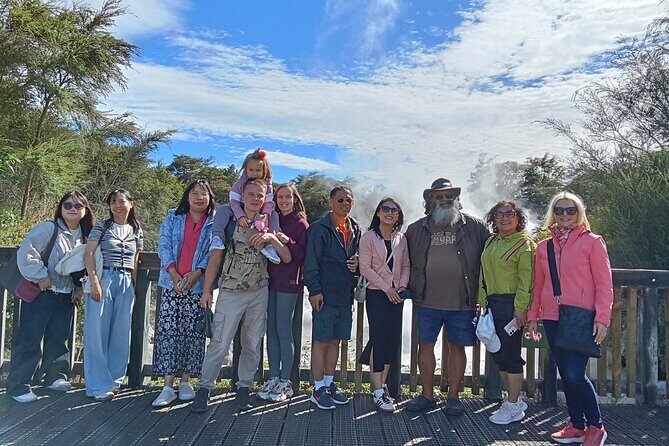 Rotorua to Wai-o-Tapu Thermal Wonderland Shuttle - An Overview of the Journey