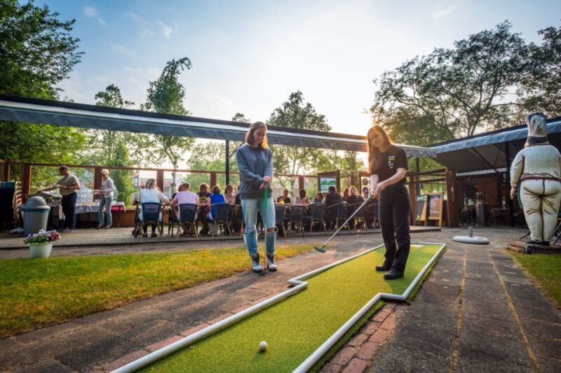 Rotterdam: 18-Hole Mini-Golf Game - A Practical Look at Rotterdams Outdoor Mini-Golf Experience