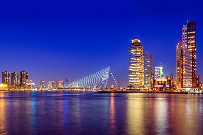 Rotterdam: City Walk Audio Guide in 7 Languages on your Phone - The White House and Other Architectural Gems  