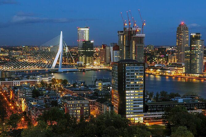 Rotterdam Must Do Tour: Highlights, History, WW2 and Architecture - Exploring Rotterdam in Two Hours
