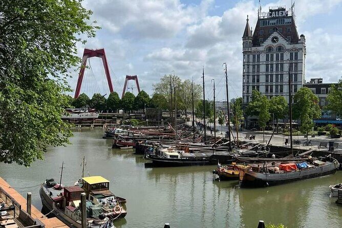 Rotterdam: Private Tour with Local Guide + Cube House visit - Stop 5: Witte Huis (White House)