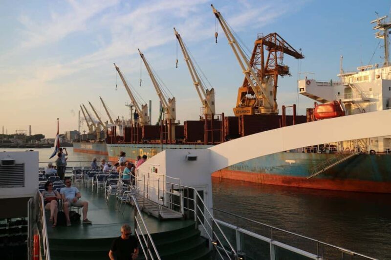 Rotterdam: Summer Evening Cruise with Live Entertainment - Key Points  