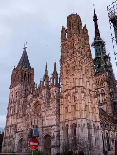 Rouen: Discover Rouen with a licenced tour guide - A Closer Look at the Rouen Guided Tour