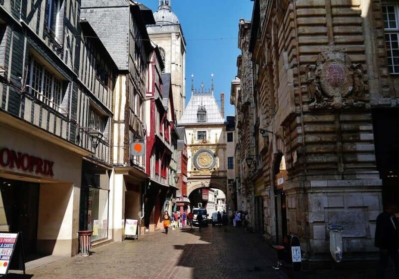 Rouen: Private Walking Tour with a Licensed Tour Guide - Why Choose a Guided Tour in Rouen?
