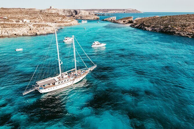 Round Malta Cruise Including Blue Lagoon With Lunch & Drinks - The On-Board Experience: Food, Drinks & Comfort