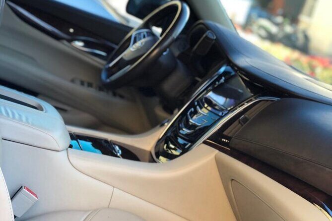 Round Trip Airport to Cabo San Lucas/ Arrival and Departure - Who Would Benefit Most?