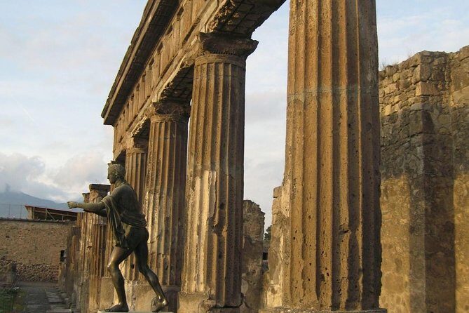 Round-Trip Shuttle Transfer from Naples to Pompeii - Practical Tips for a Smooth Experience