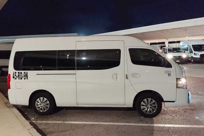 Round Trip Transfer Cancun Airport to Hotel Cancun 1 to 8 - A Practical Look at the Round Trip Transfer from Cancun Airport to Your Hotel