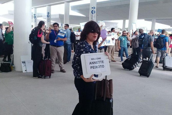 Round trip transfer (Cancun area) - Scenic Views and Local Insights