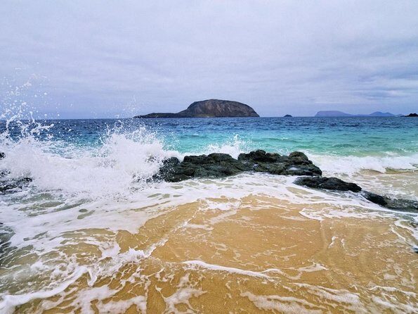 Roundtrip Ferry Transfer to La Graciosa with Free Wifi - Key Points