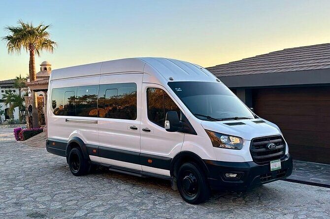 Roundtrip Luxury Private Airport and City Transfers. - The Experience on the Ground