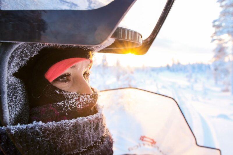 Rovaniemi: 2-Hour Snowmobiling Experience - The Human Touch: Guides and Atmosphere